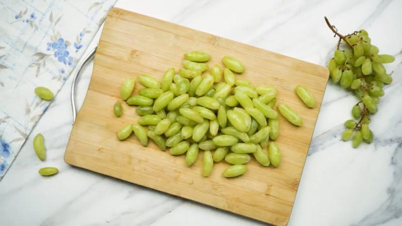 What Is the Best Way to Store Grapes?